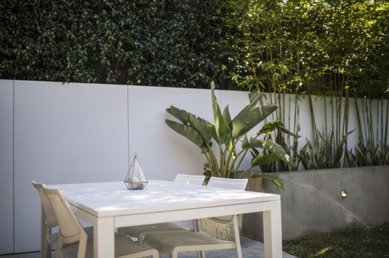 Stunning Sunday: Curved concrete and cedar cladding masterpiece