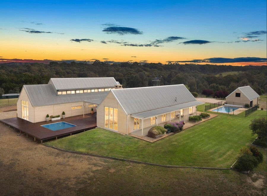 Floor Plan Friday: Amazing contemporary pavilion design