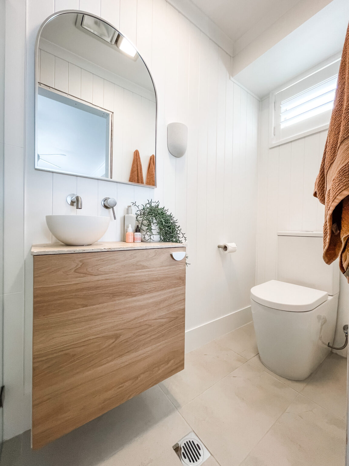 DIY floating timber shelves